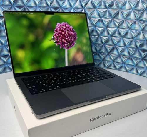 MacBook Pro 14 2021 M1 MAX/32/1Tb (275 циклов)