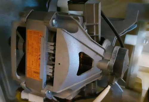 Двигататель стиральной машины Samsung WF8590NFW