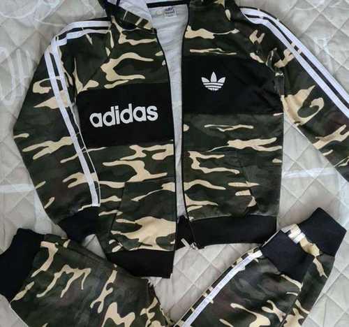 Костюм детский adidas 146-152