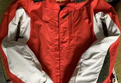Куртка женская горнолыжная размер 44-46(М)