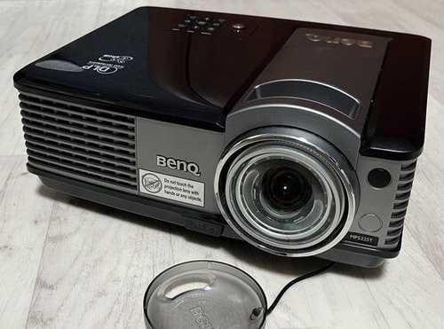 Короткофокусный проектор BenQ mp522st