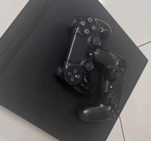 Игровая приставка ps4 pro