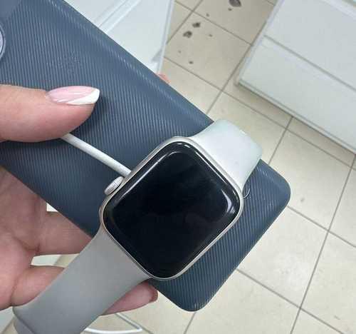 Часы apple watch 3 38 mm бу