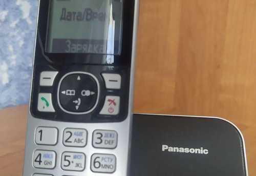 Телефон беспроводной (dect) Panasonic KX-TG6811RUB