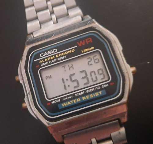 Наручные часы Casio электронные