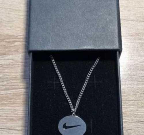 Подвеска nike
