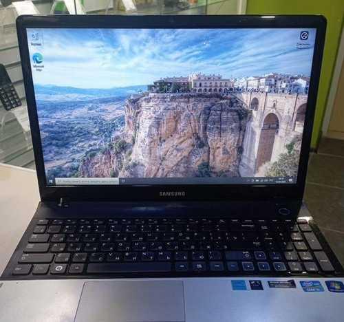 Ноутбук Samsung NP300E5A-S09RU Intel Core i3 2450M