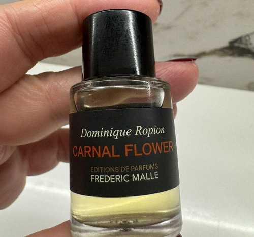 В доставке F. Malle Carnal Flower 7 ml ор-л новый