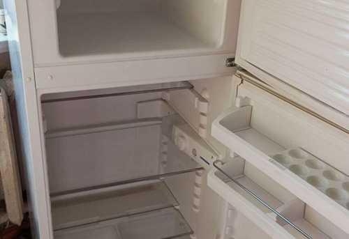 Холодильник "liebherr" бу, 140см