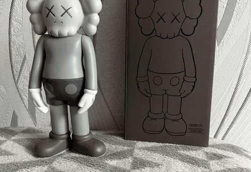 Kaws игрушка