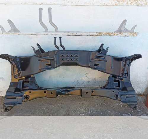 Балка задняя Mitsubishi Outlander 1