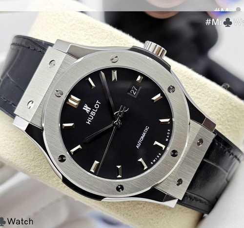 Часы Hublot Classic Fusion Black 42mm