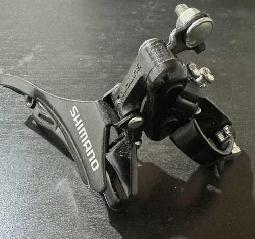 Передний переключатель shimano