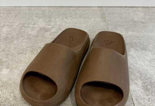 Тапки adidas yeezy slide