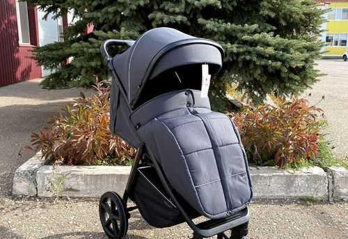 Прогулочная коляска Carrello Bravo Plus