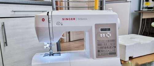 Швейная машина Singer 80 швейных операций