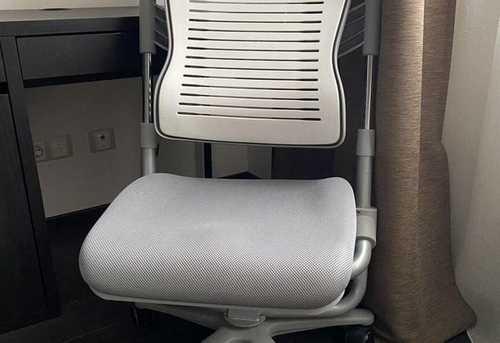 Эргономичное растущее кресло Comf-Pro Angel
