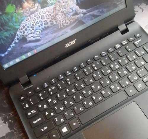 Нетбук acer es1-111