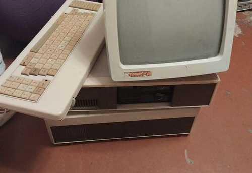 Ретро компьютер ес1840