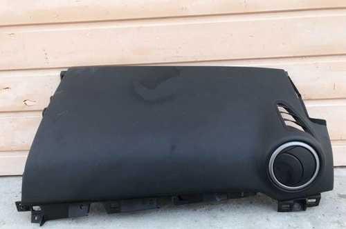 Подушка безопасности в торпедо Mazda 3 (BK)