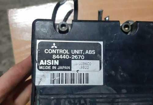 Блок ABS Mitsubishi Pajero iO Pinin