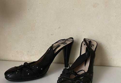 Туфли женские 39 размер италия бренда "fabi"