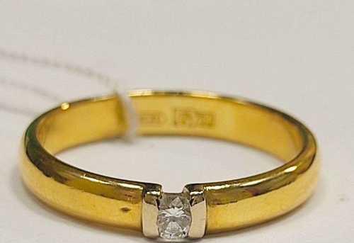 Обручальное кольцо 750 пробы с бриллиантом