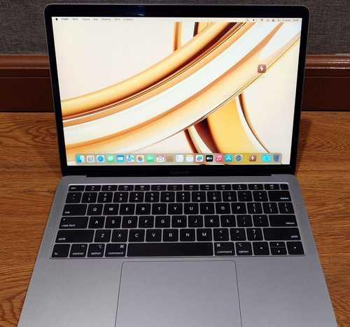 Ноутбук MacBook AIr 13" 2019 (i5/16/256)