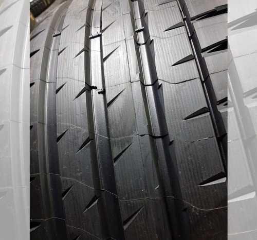 Michelin Pilot Sport 4 S 235/45 R20 100Y