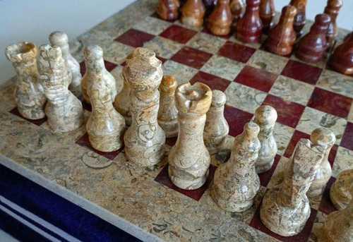 Шахматы коллекционные камень нефрит и яшма