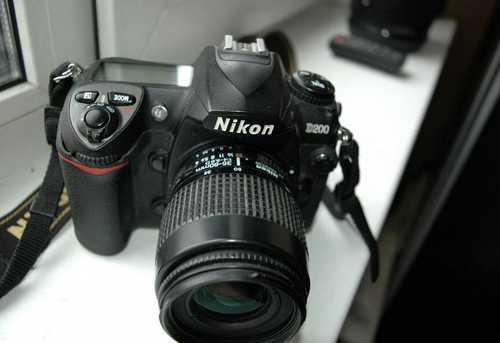 Nikon d200 + Nikon AF Nikkor 35-80mm f4-5.6 D