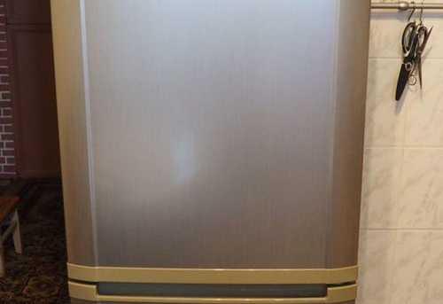 Продается б/у холодильник Samsung RL33