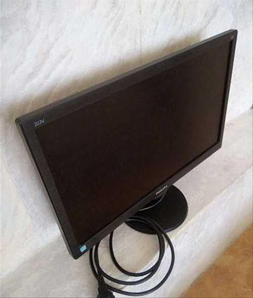 19.5" Монитор Philips 203v5lsb26 черный