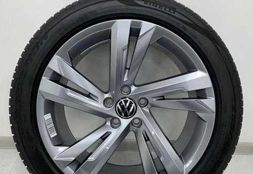 Volkswagen Tiguan R-line 2022, Pirelli 255/45 R19