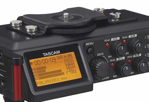Портативный рекордер Tascam DR-70D