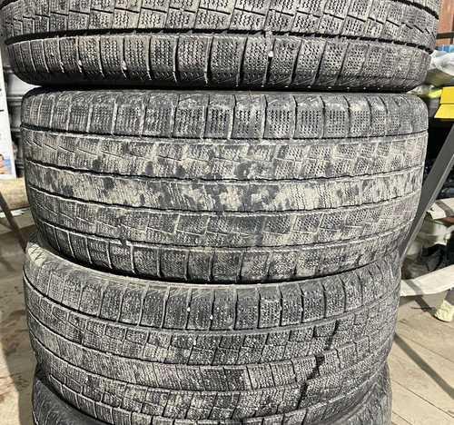 Goform W705 225/45 R17 91H
