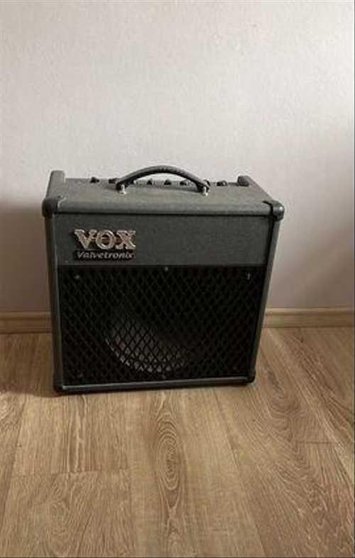 Ламповый гитарный комбоусилитель VOX ad15vt