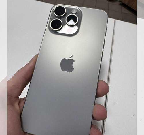 iPhone 15 Pro Max, 256 ГБ