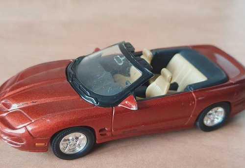 Road Signature Pontiac Firebird 1:43