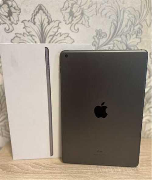 iPad 8 поколения 32 гб Wi-fi