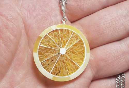 Кулон "долька лимона" из натур. янтаря