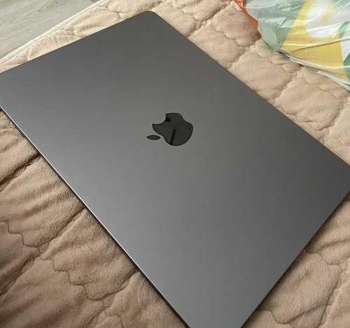 Apple MacBook Air 13 2022 m2