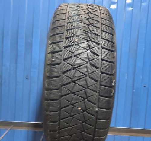 Bridgestone Blizzak DM-V2 235/55 R18