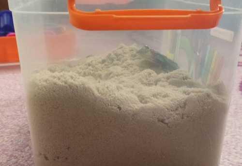 Кинетический песок + формочки+контейнер
