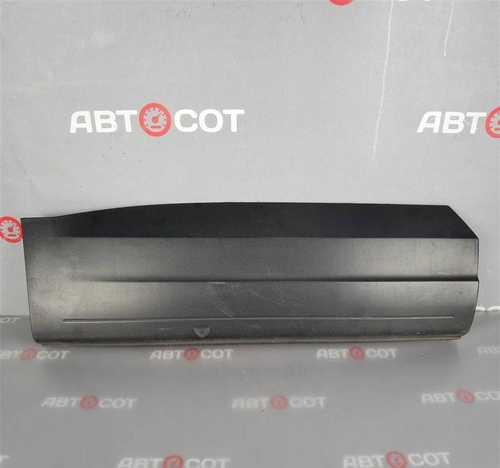 Молдинг задней правой двери VW Tiguan 2007-2011