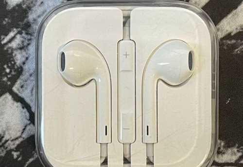 Наушники Apple EarPods 3.5 мм