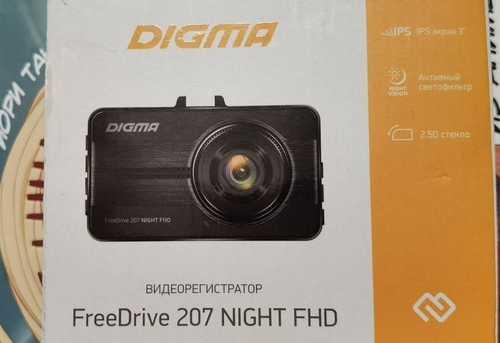 Видеорегистратор Digma FreeDrive 207 Night FHD