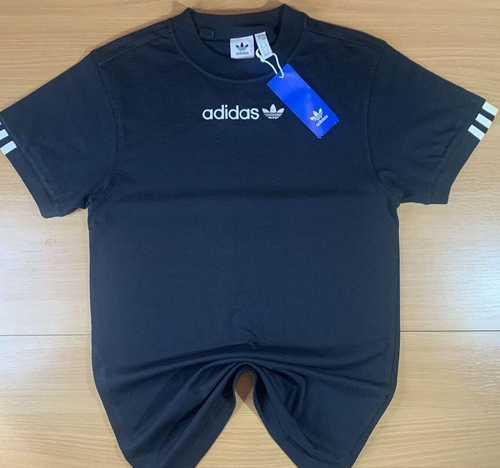 Футболка Adidas