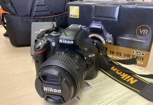 Nikon D5200 AF-S DX nikkor 18–55mm VR II +аксесс