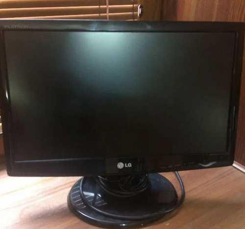 Монитор LG 19" (Широкоформатный)